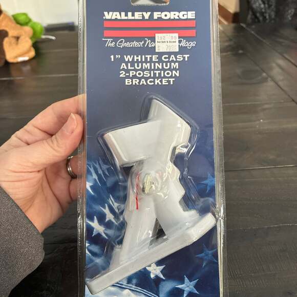 Valley Forge | Other | New Valley Forge White Cast Aluminum 2position ...